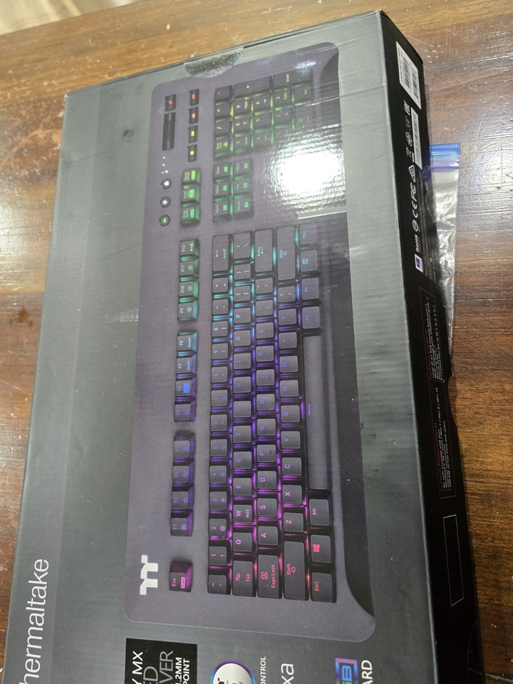 Thermaltake GKB-LVG-SSBRUS-01 Level 20 GT RGB Cherry MX Silver Gaming ...