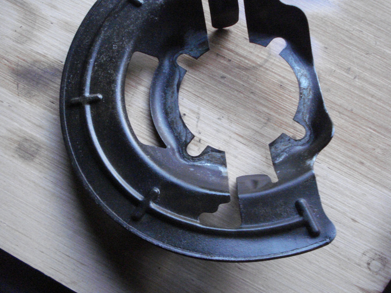 01-04 Ford F-350 4WD Dually DRW Front Disc Brake Rotor Splash Shield RH ...