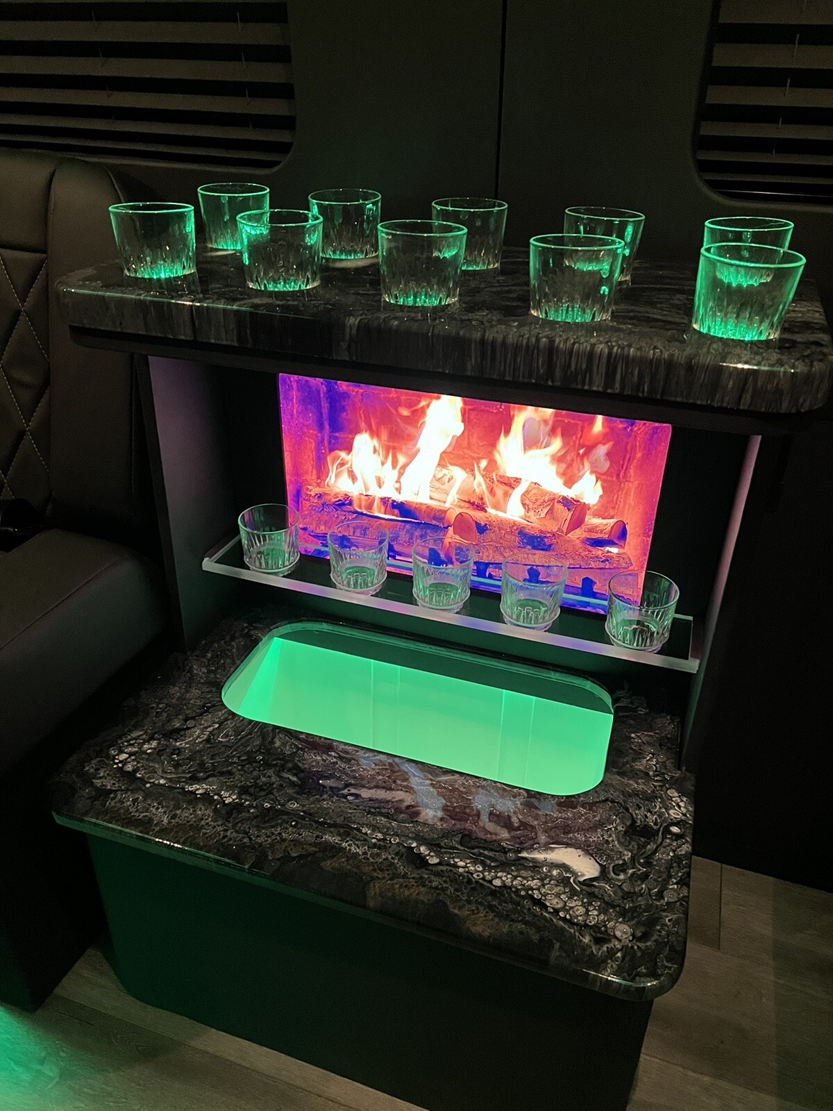 Mercedes Sprinter Limo Bar Party Bus Bar Rear
