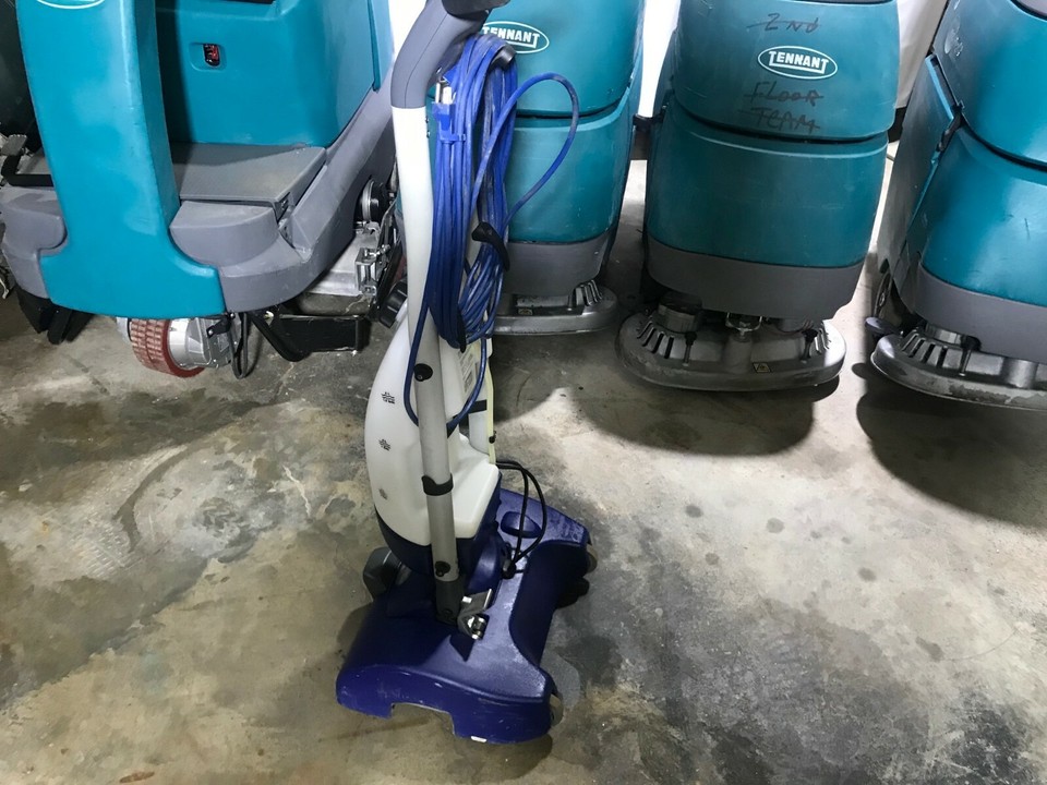 Windsor iCapsol Mini Deluxe Carpet Cleaner Floor Machine W/ Brushes NO ...