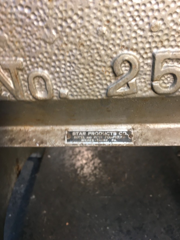 Antique Cast Iron Hand Crank Ice Crusher with Wood Handle Champion No ...