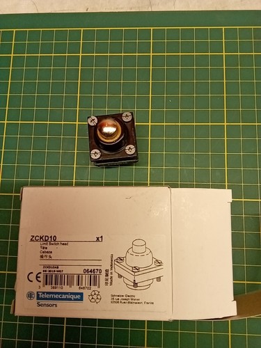 Télémécanique 064670 ZCKD10 Tête limit switch / NEW | eBay