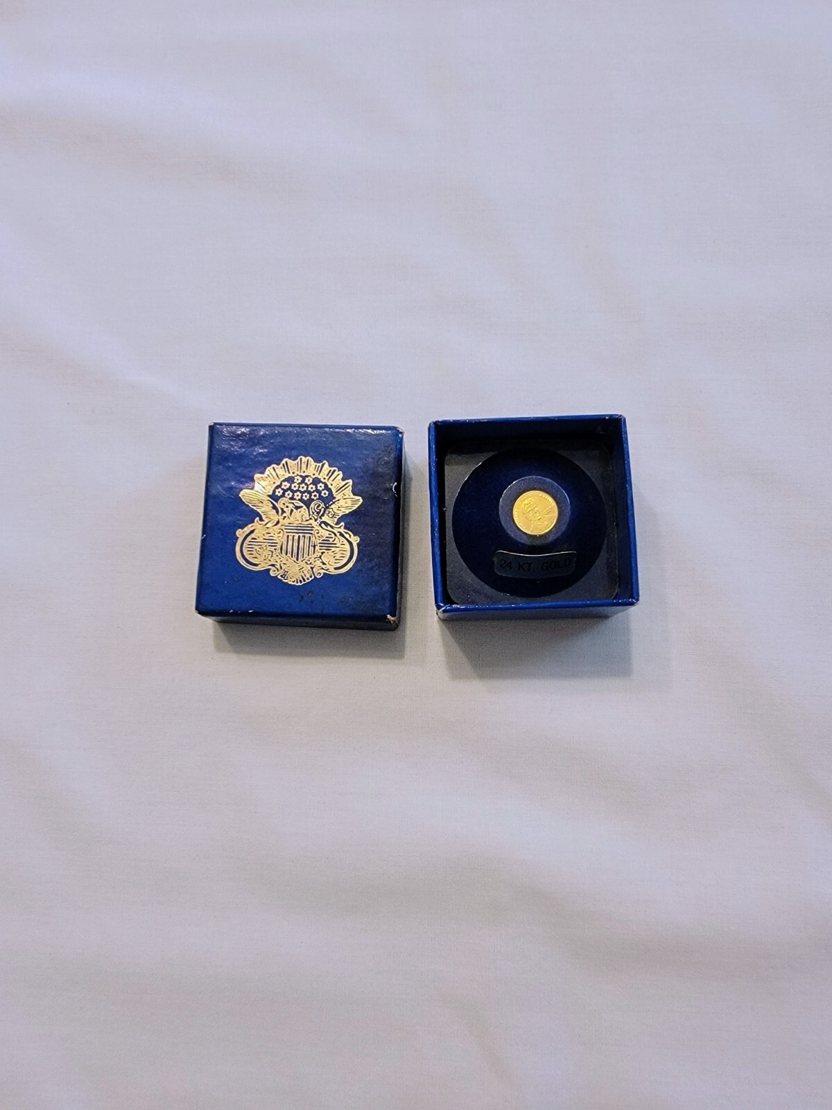 2 Ronald Reagan Ultra Miniature Vintage Solid 24k Gold 1981 Inaugural ...
