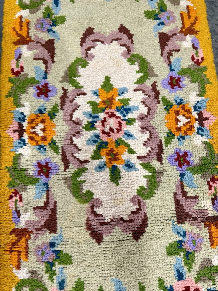 Vintage Shillcraft Readicut Floral Rug Handmade Wool Hooked Carpet ...