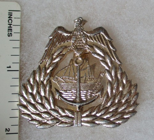 KUWAIT NAVY CAP BADGE Sta-Brite Original GULF WAR Vintage DESERT STORM ...