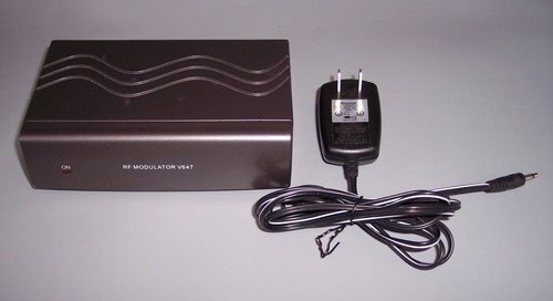 RECOTON RF MODULATOR V647 AV to COAX with TRANSFORMER TESTED & WORKS ...
