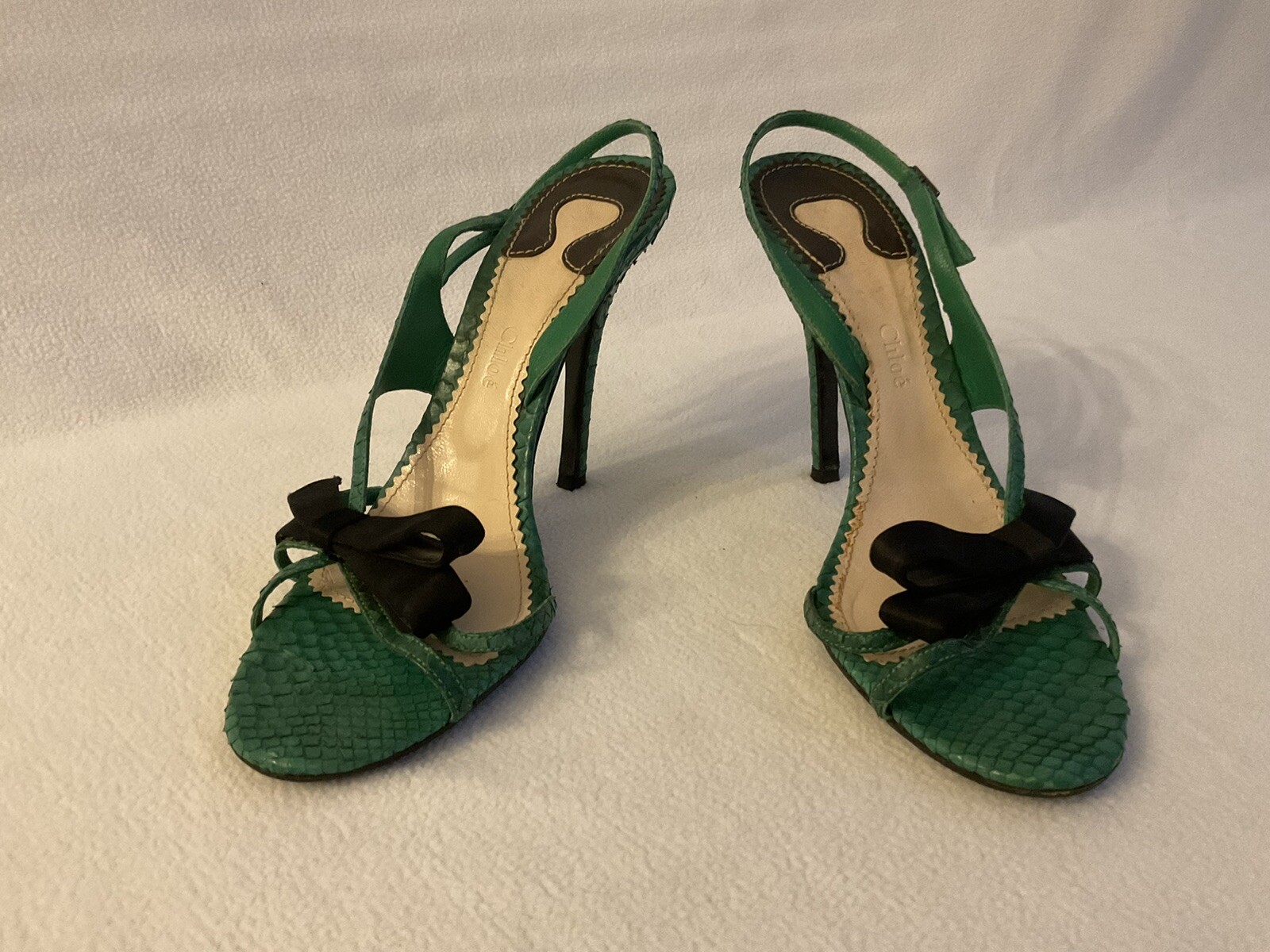 CHLOE’ EMERALD GREEN SNAKESKIN HEELS - Gem