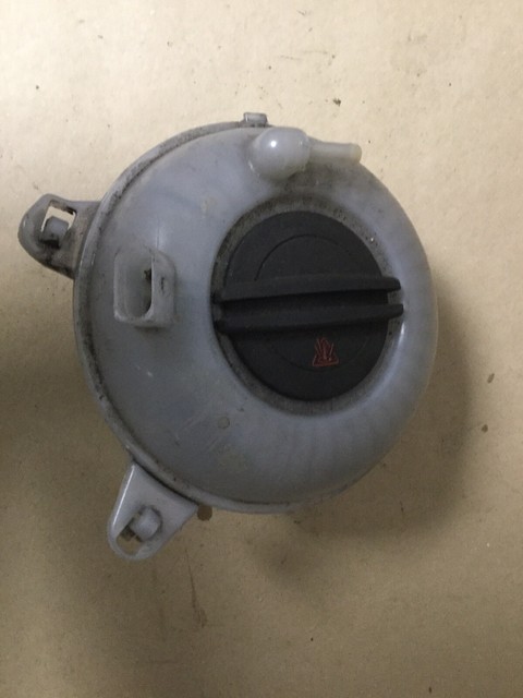 2014 SEAT Leon FR Mk3 2.0tdi Cupa Cup Expansion Coolant Water Tank ...
