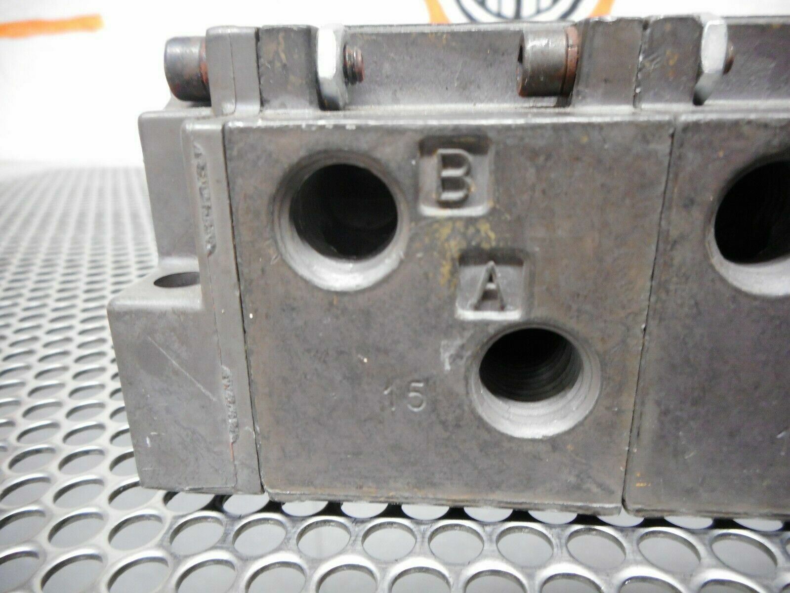 Numatics Flexiblok 7 Valve Manifold Blocks Used With Warranty (Lot of 7 ...