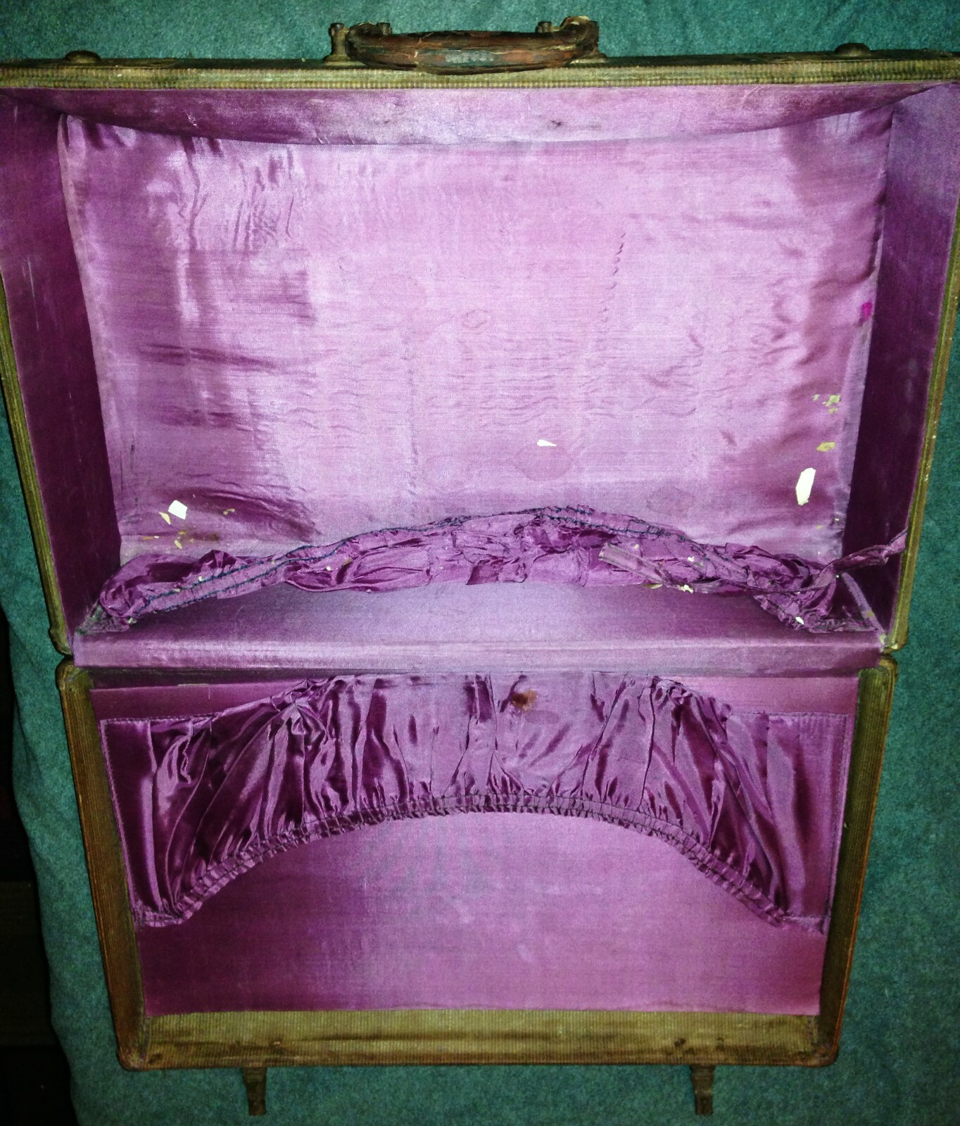 Vintage J.R. Gorospe Suitcase Stage Prop Cosplay Cost… - Gem