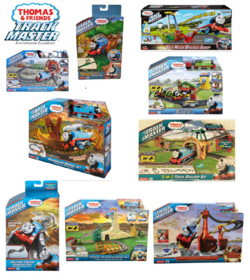 Thomas the Tank Engine & Friends Trackmaster Motorised Train Track Play ...