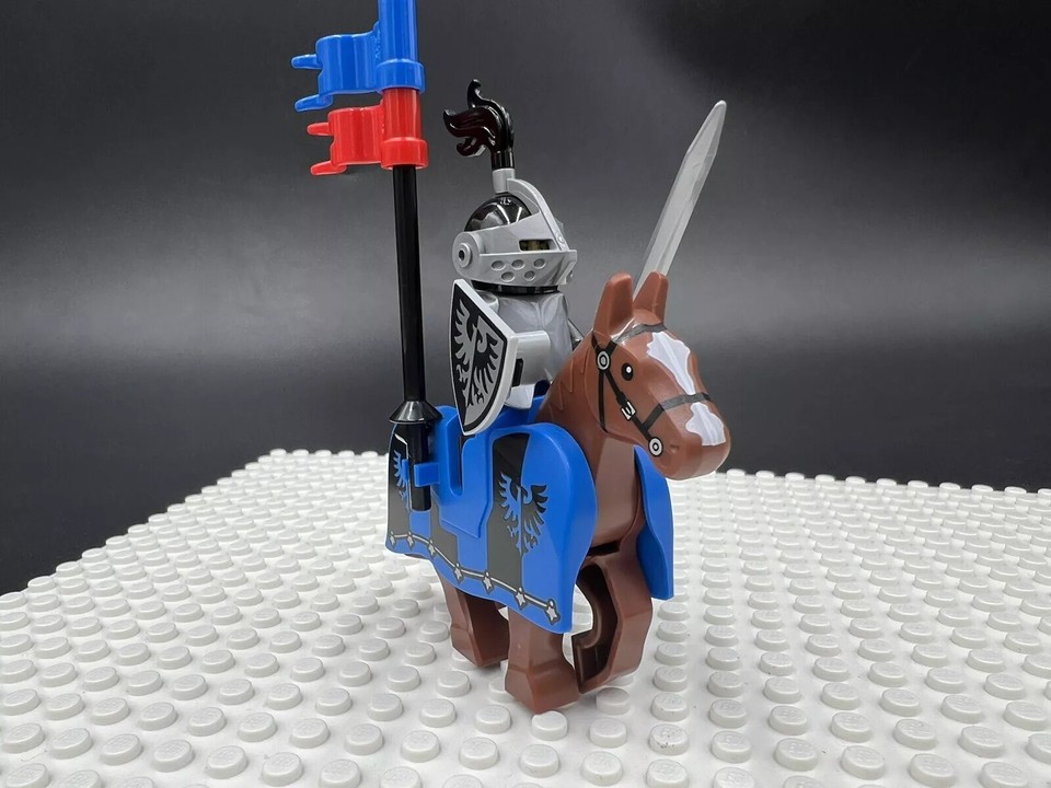 Lego Castle Army Lot Black Falcons Lion Knights Vikings Imperial ...