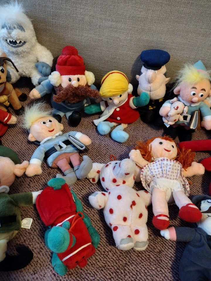 24 Piece Set Rudolph The Rednose Reindeer & Frosty The Snowman Movie ...