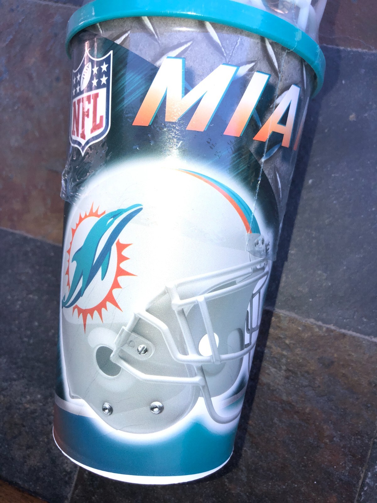 1 (ONE) 32oz Miami Dolphins Drink Cup with Molded Lid, Straw wcap ...