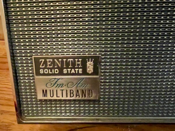 Zenith Vintage Multiband World Radio Royal 94 Inter-Oceanic Shortwave ...