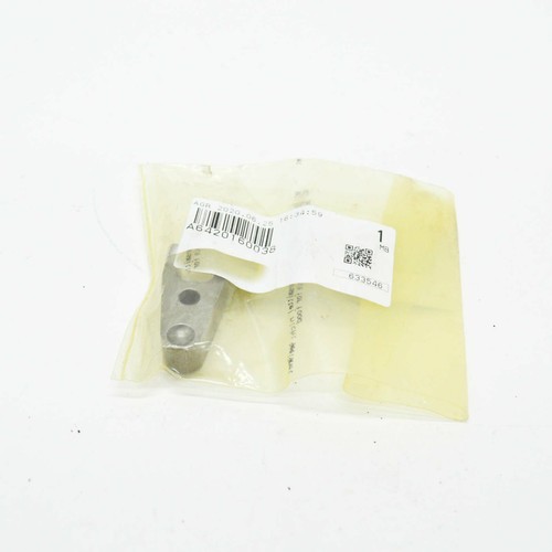 NEW MERCEDES-BENZ ML W164 INJECTION NOZZLE BRACKET A6420160038 OEM | eBay