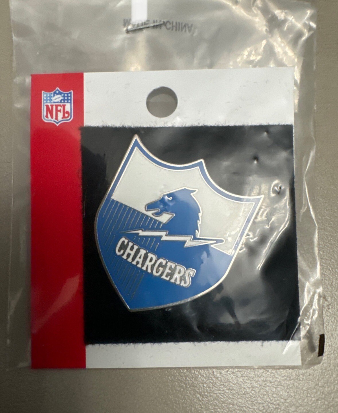 NFL - LA Chargers Pin Lapel Pendant Collector's Football Authentic NFL ...