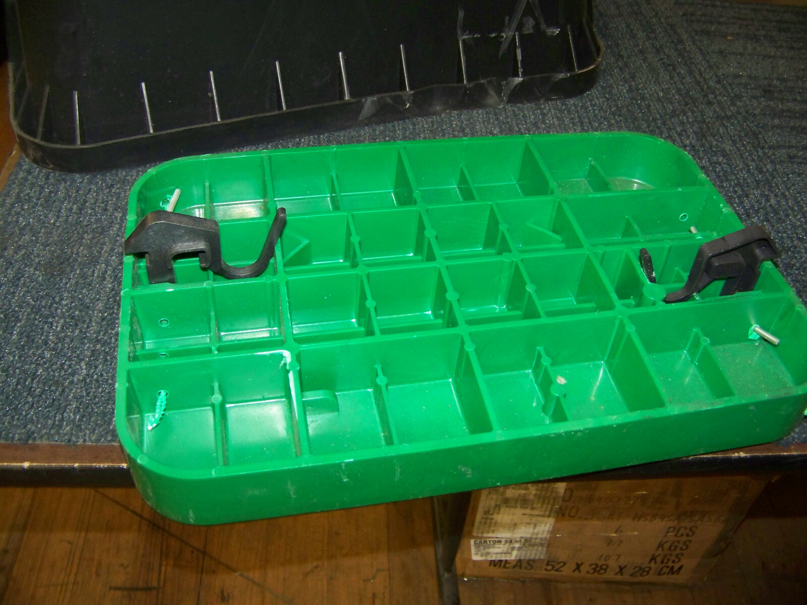 Superflexon valve cover box 28 each cover lid green highline 100 each ...