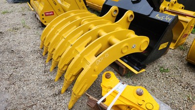 Heavy Duty CAT 320 321 322 323 80mm Pins Excavator Root Rake Demo ...
