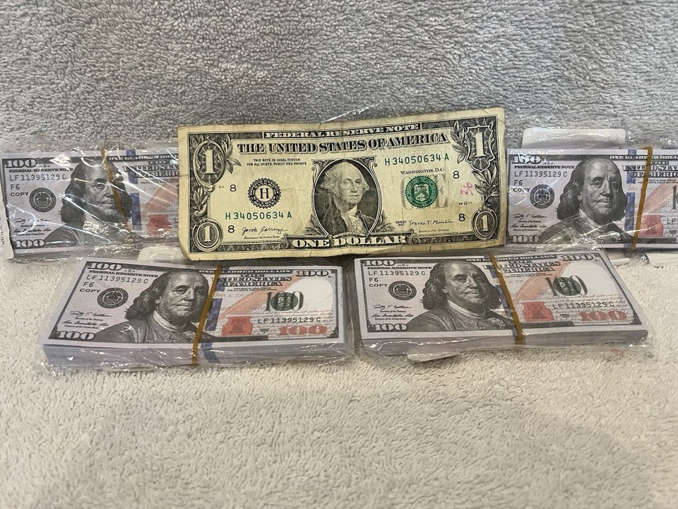 Fake Bank Games Play Money Cash 500 Pcs 100 Dollar Bills Undersized ...