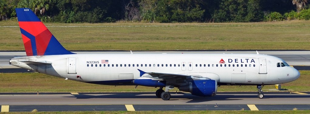 Delta Airlines A320 Delta Airlines Jet N357NW Airbus A320 Arriving
