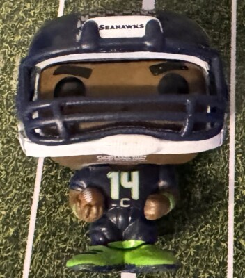 2024 Funko Pop! NFL Pocket Pop! DK Metcalf #14 Seattle Seahawks *NEW ...