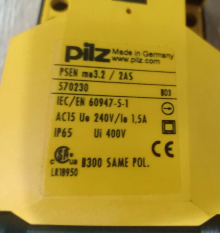 1PC-PILZ PSEN me3.2/2AS Safety Interlock Switch 570230, 240V/1.5A, IP65 ...