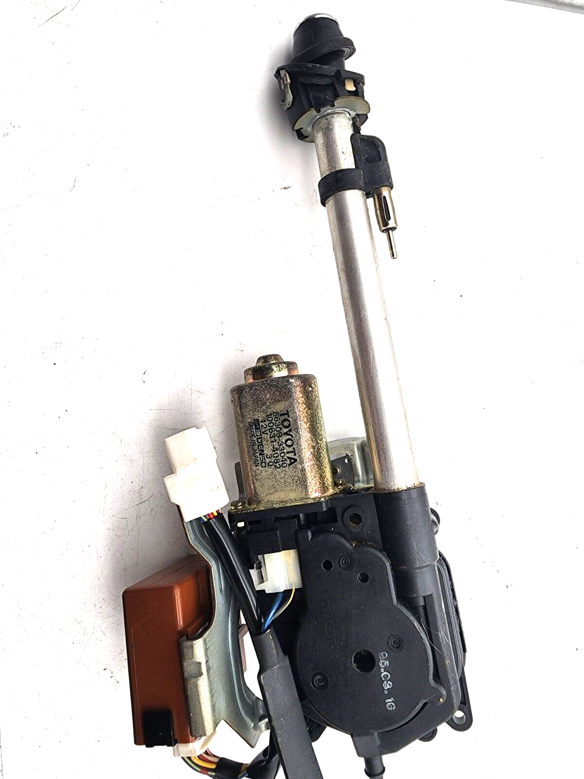 1992-1996 Lexus ES300 Denso Power Antenna Assembly | 8630933040 ...