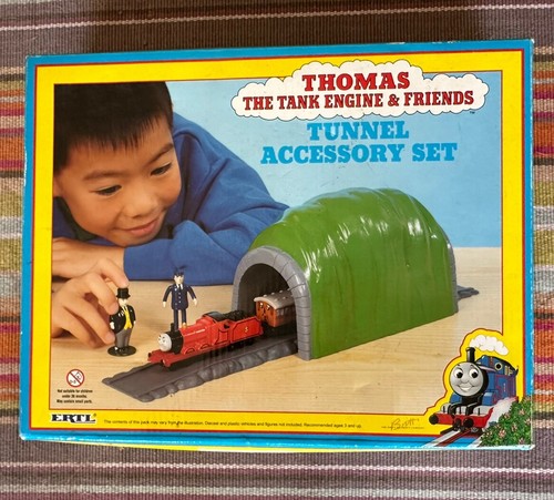 1999 ERTL Thomas Train Plastic Tunnel Accessory Set! NEW | eBay