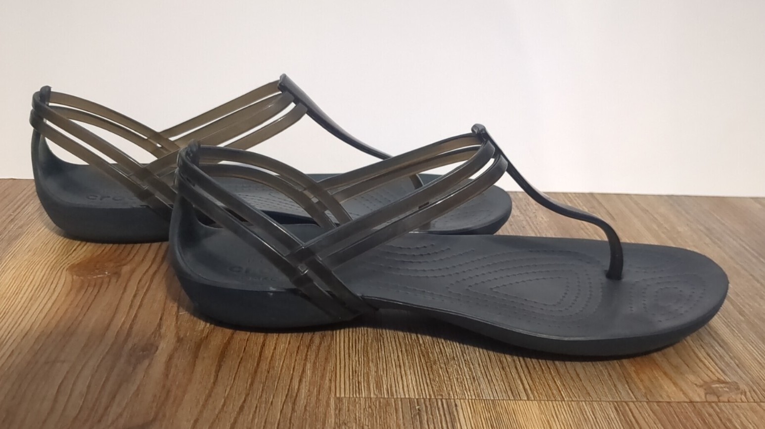 Crocs Isabella T-strap Flip Flops Thong Sandals Women… - Gem