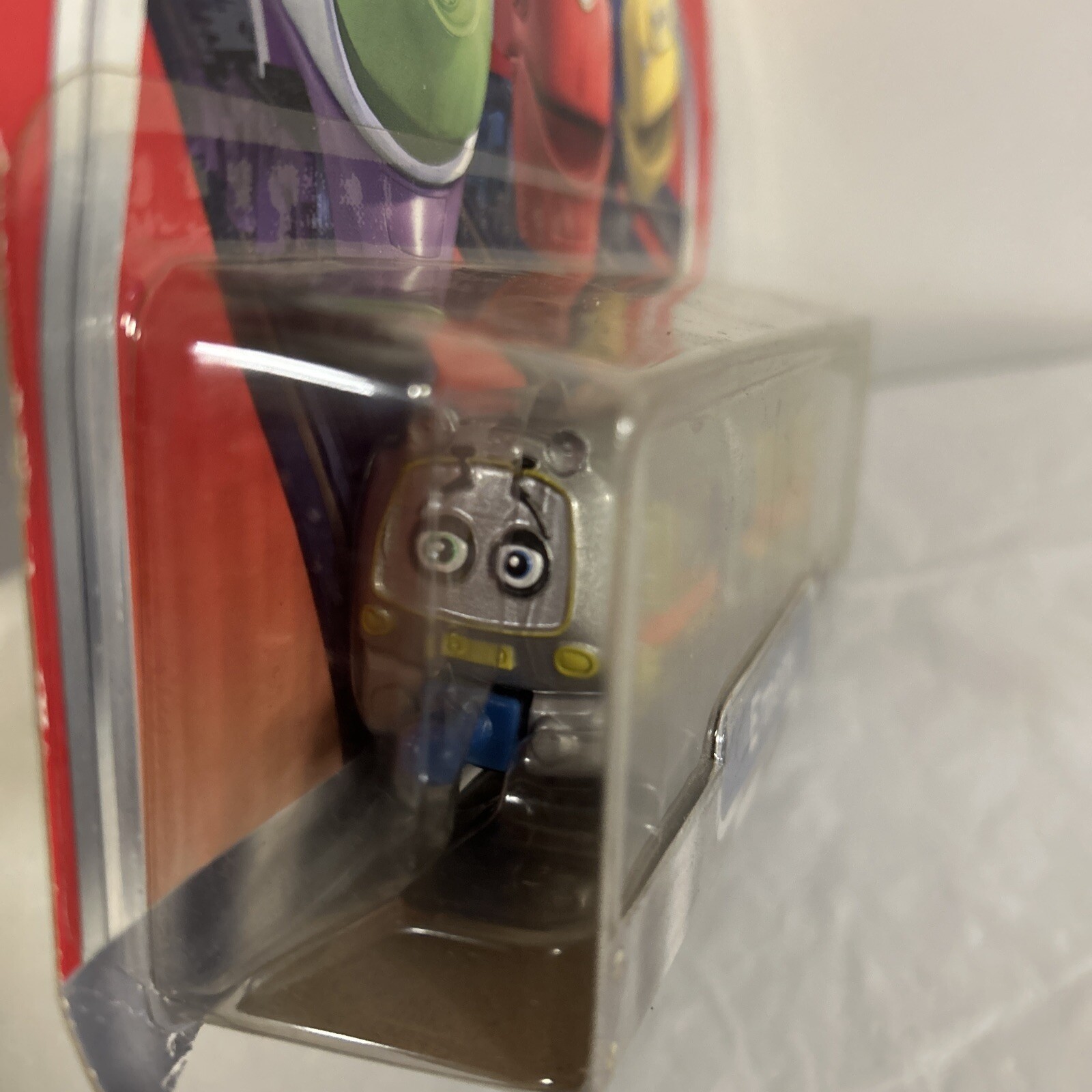 Chuggington Emery Die Cast Train Cars Sealed Silver, Orange and Yellow ...