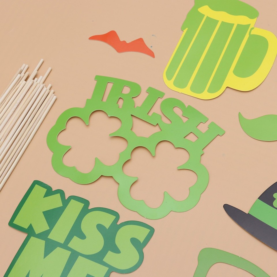 28PCS St. Patrick's Photo Booth Props Day Photo Props Funny Creative ...