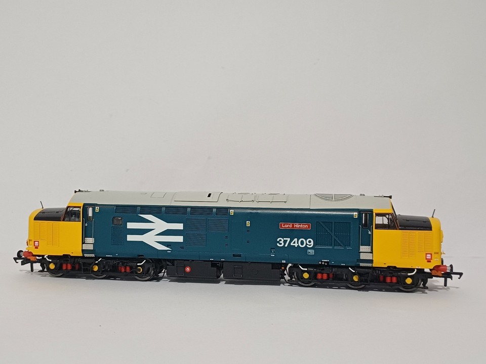 Accurascale Class 37 37409 'Lord Hinton' DCC SOUND ACC230837409 | eBay UK