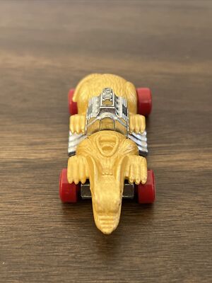 2017 Hot Wheels Gold Ratmobile R7816 Scary Prank Fun Cool Red Tires ...