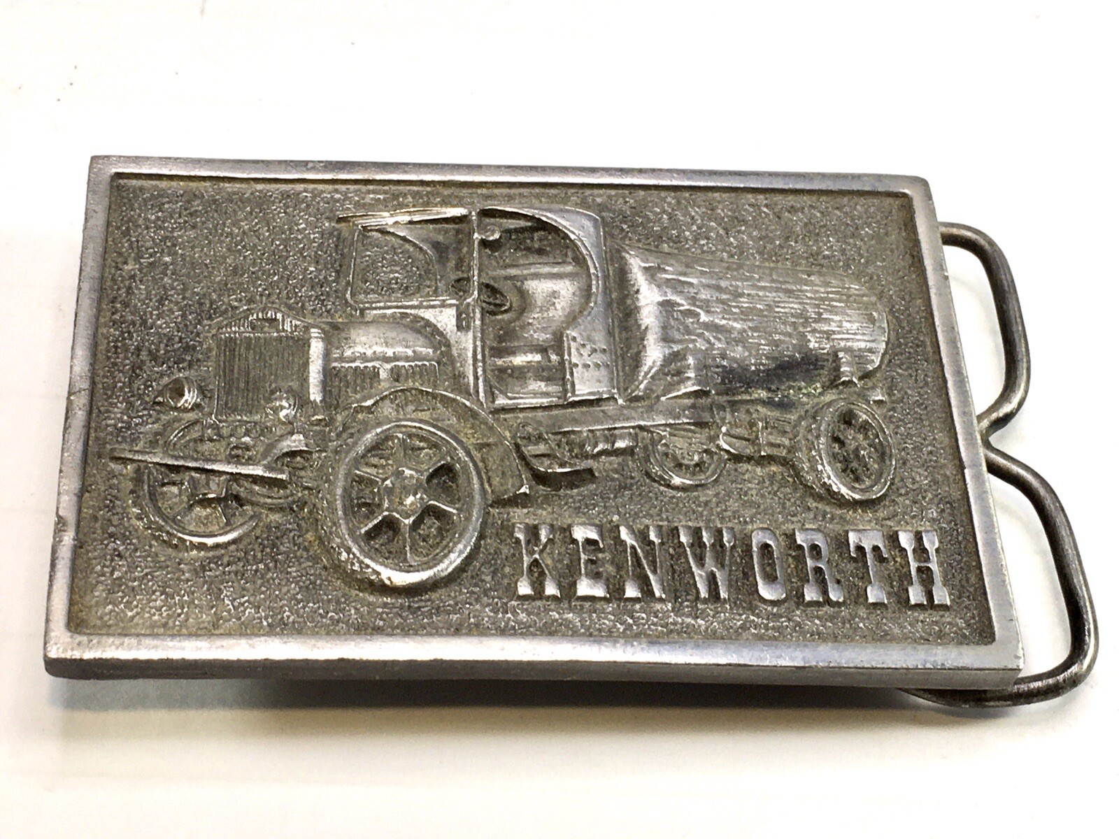 Vintage Kenworth Belt Buckle w/Antique Log Truck Desi… - Gem