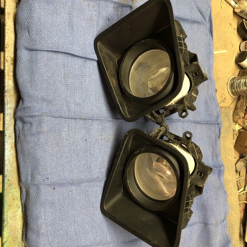 2014 - 2021 Toyota Tundra Fog Light Trim Left/Right 52128 52127-0C070 ...