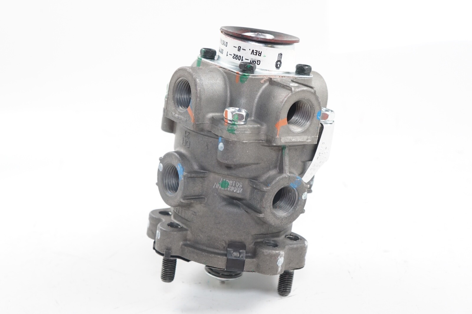 New Genuine OEM Kenworth G90-1092-1 BENDIX DUAL BRAKE FOOT VALVE ...