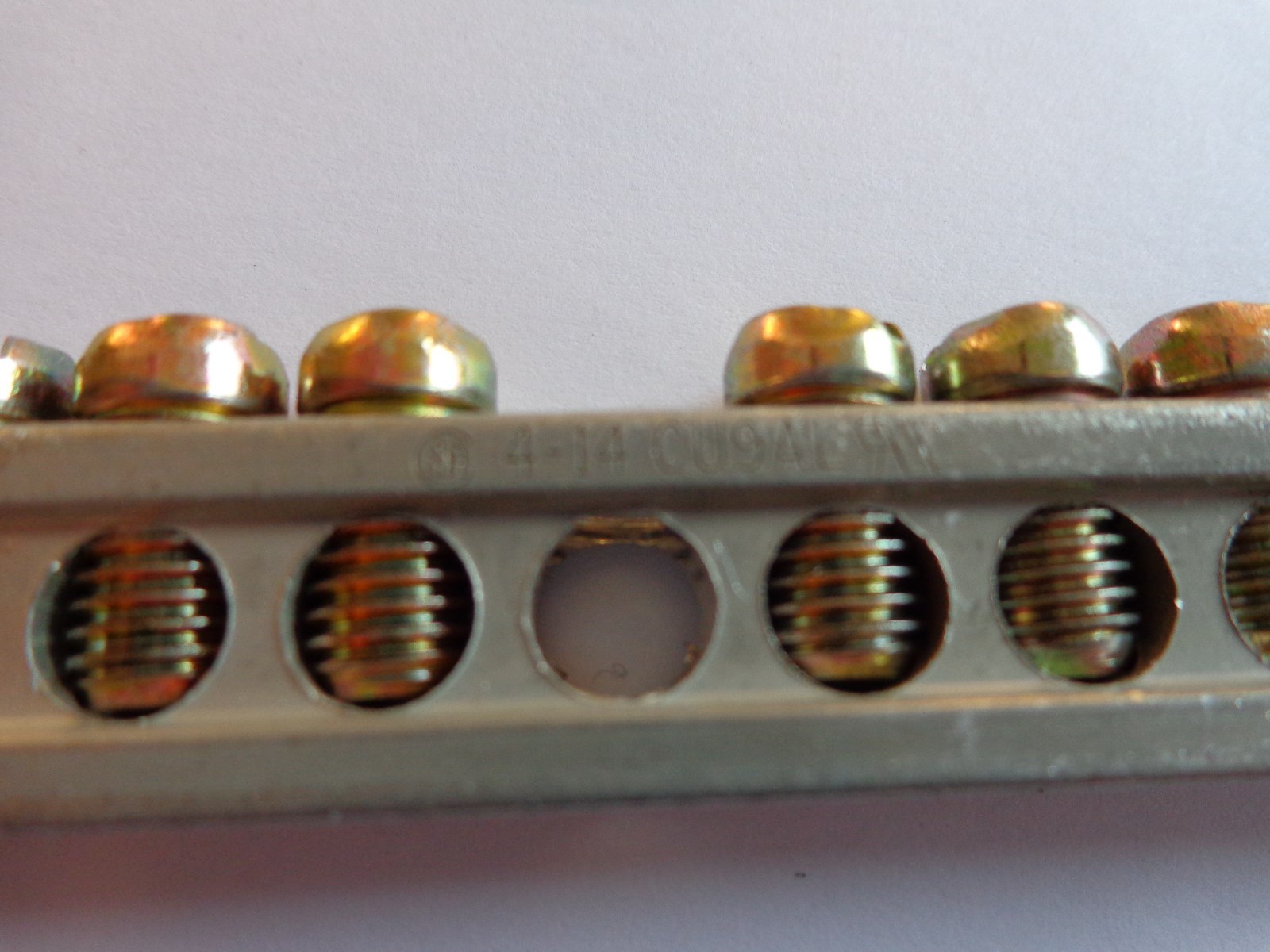 Ground Bar 4-14 CU9AL CMC NA-75B 12 Terminal Locations | eBay