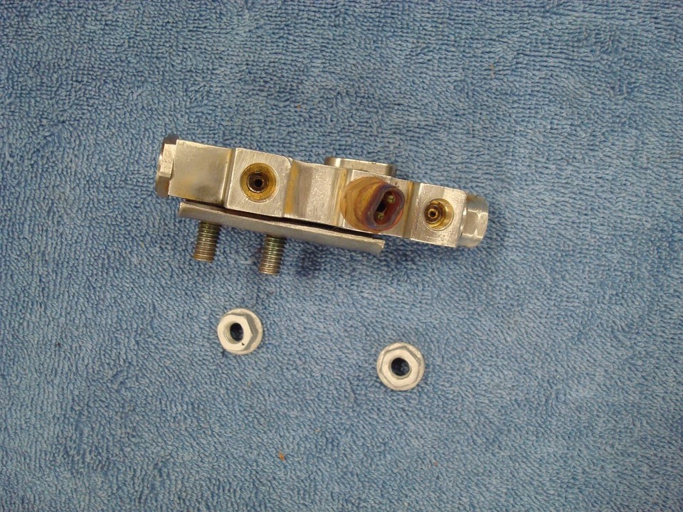 1984 1985 OEM MUSTANG GT DISC BRAKE DISTRIBUTION BLOCK AND ...