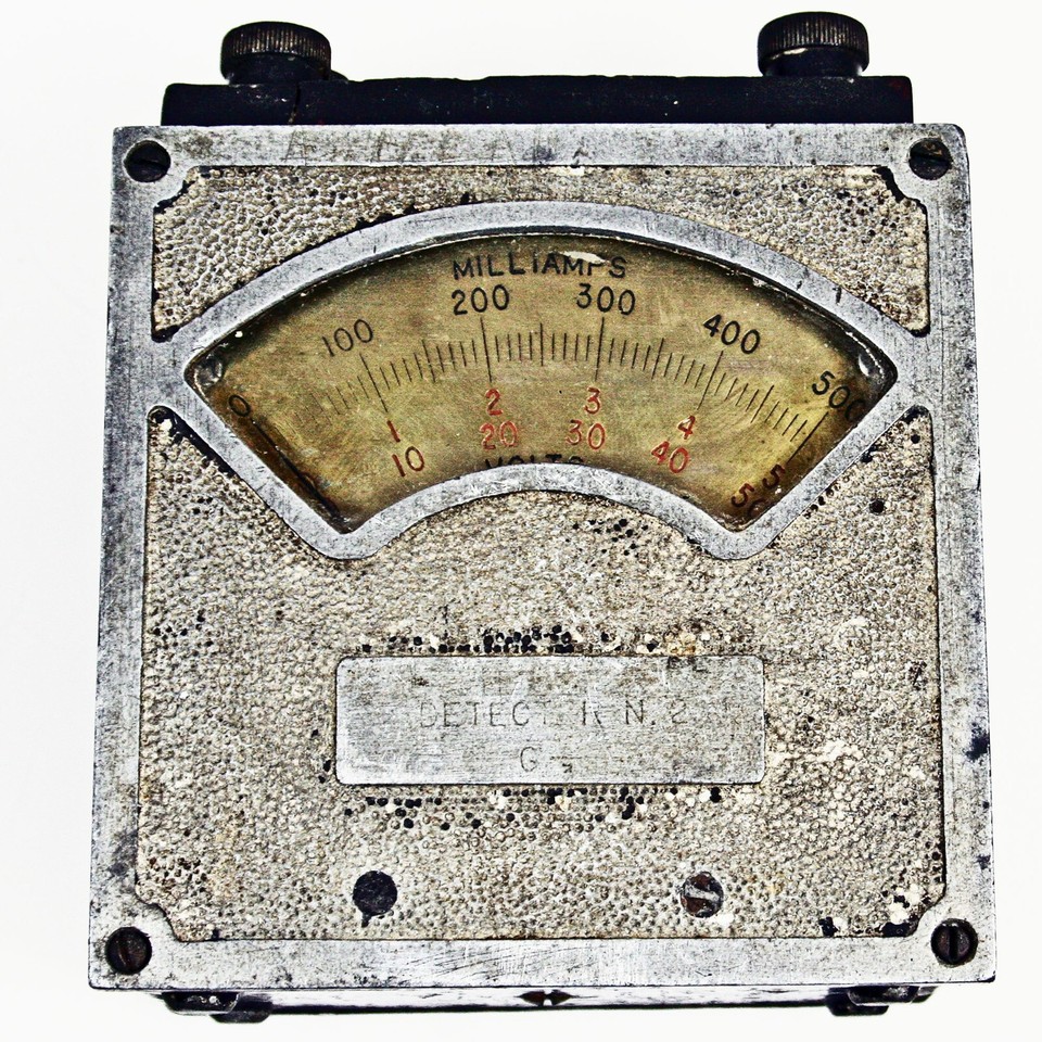 1940's WW2 ERA VINTAGE MILLIAMP/VOLTS/OHMS ELECTRICAL TEST METERS ...