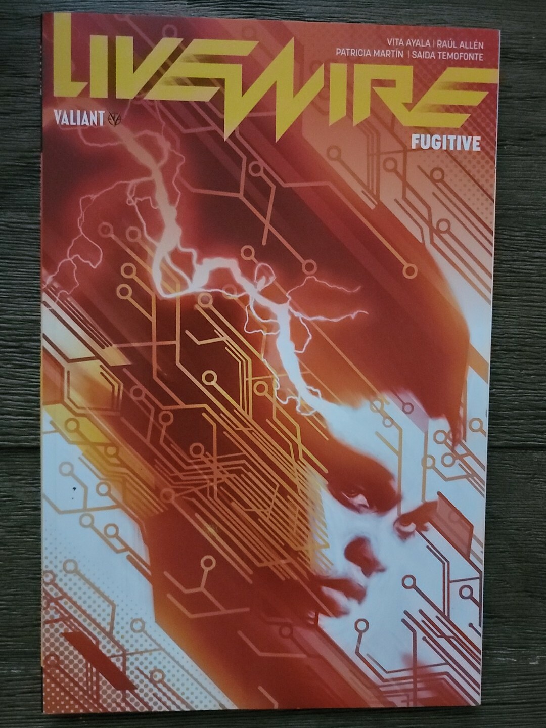 Live Wire #1 First Edition (Valiant Comics Entertainment April 2019 ...
