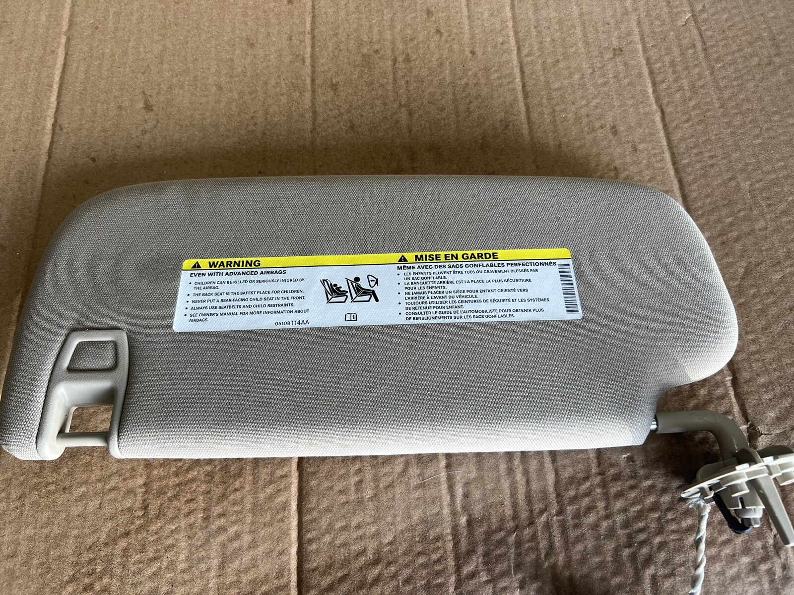 Jeep Grand Cherokee Sun Visor Mirror OEM Right Passenger Side Beige ...