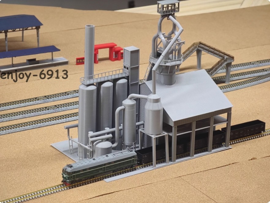 1:160 N Scale Train & Factory Chemical Plant Model Building w Sand ...