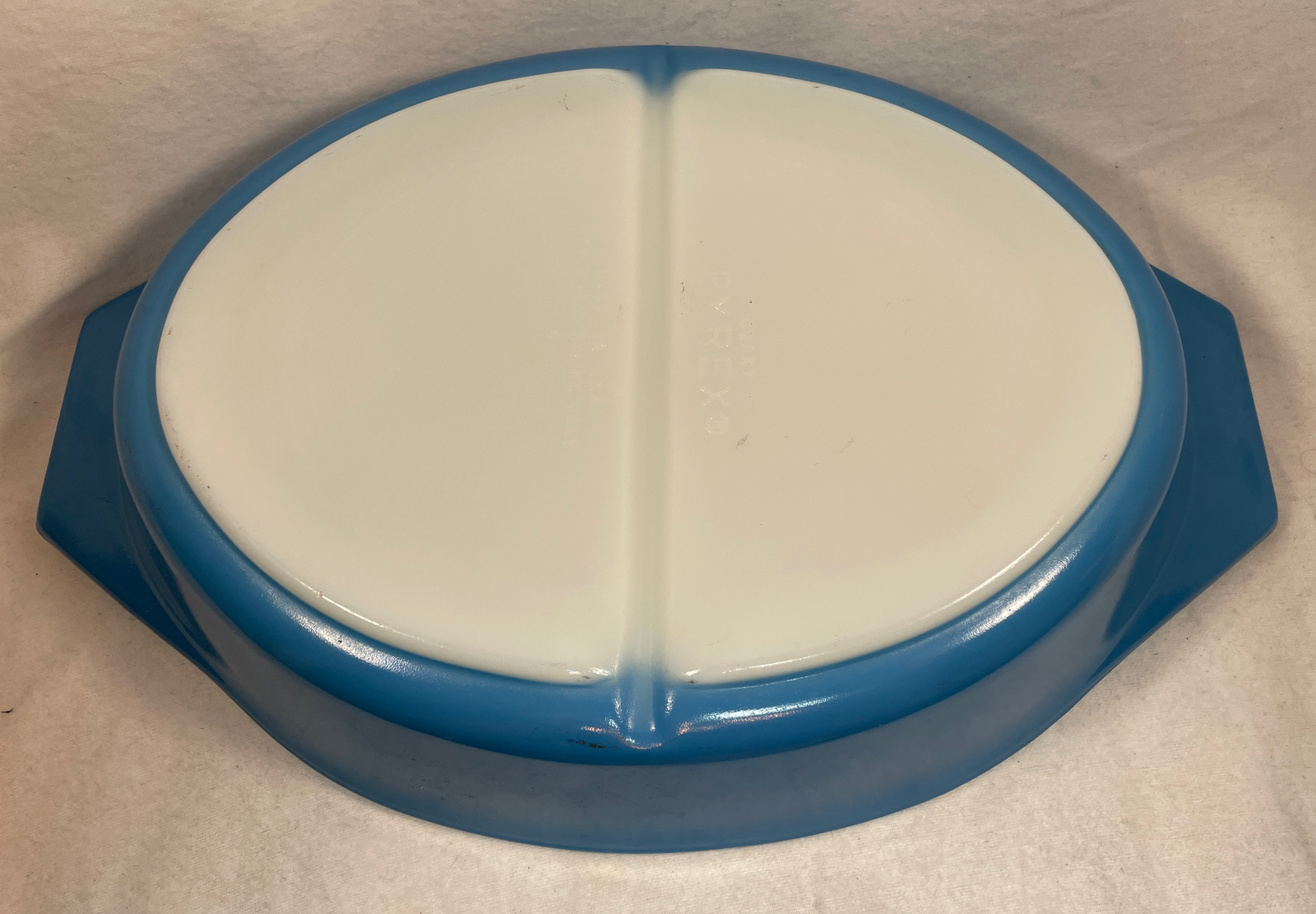 Vintage PYREX Snowflake Blue Garland 1 Qt. Divided Oval Casserole w ...