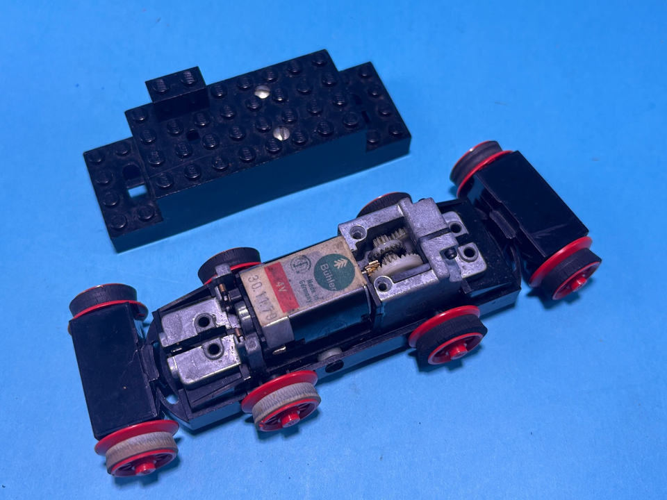 1975 Classic Lego Set 182 4.5V Motor Train Carriage Car & Track ...