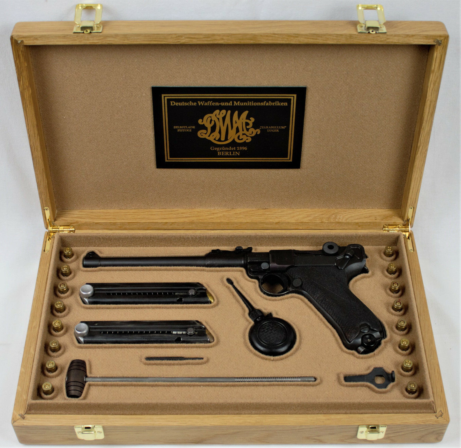 PISTOL GUN PRESENTATION CUSTOM DISPLAY CASE BOX for LUGER P08 ARTILLERY ...