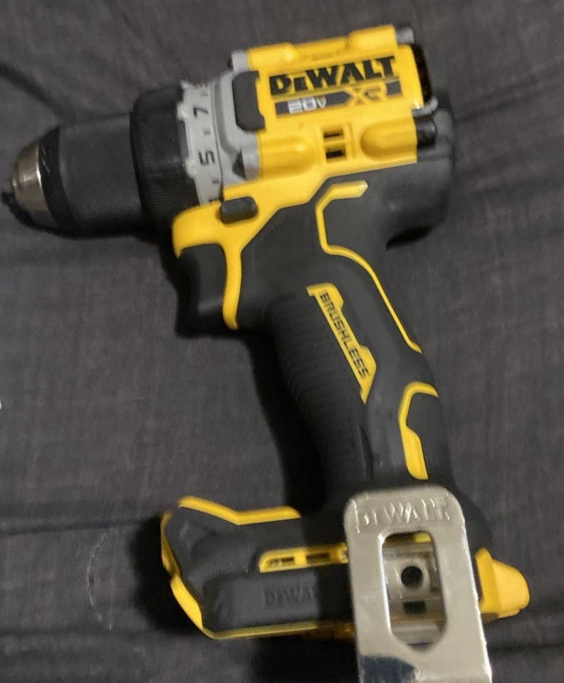 DeWalt 20V MAX XR Brushless 1/2" Drill Driver DCD800 w/ Case, Battery ...