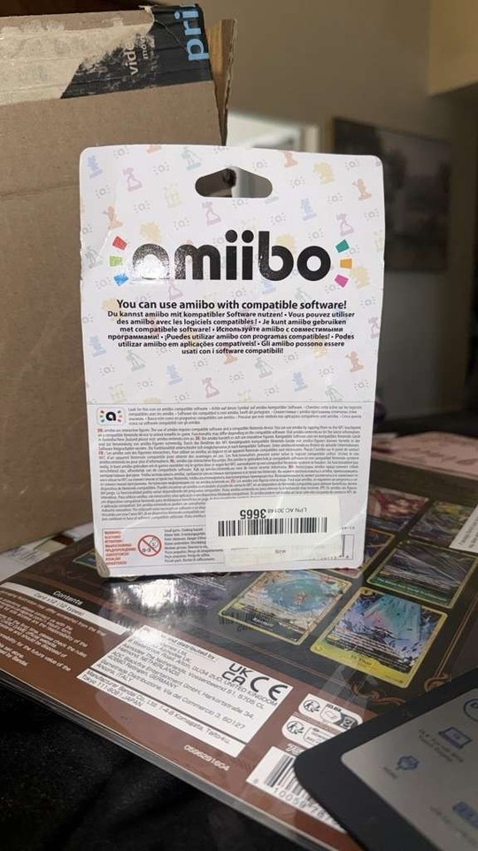 Nintendo amiibo The Legend of Zelda: Tears of the Kingdom - Link Figure ...