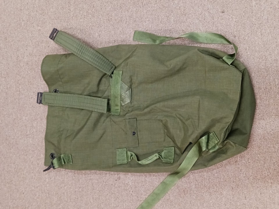 Military Duffle Bag, OD Green Nylon Sea Bag, Carry Straps, Army Luggage ...