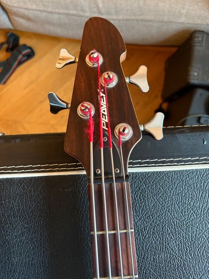 Peavey Zephyr C4 4 String Bass, Bolt On Neck. Great Condition | eBay UK